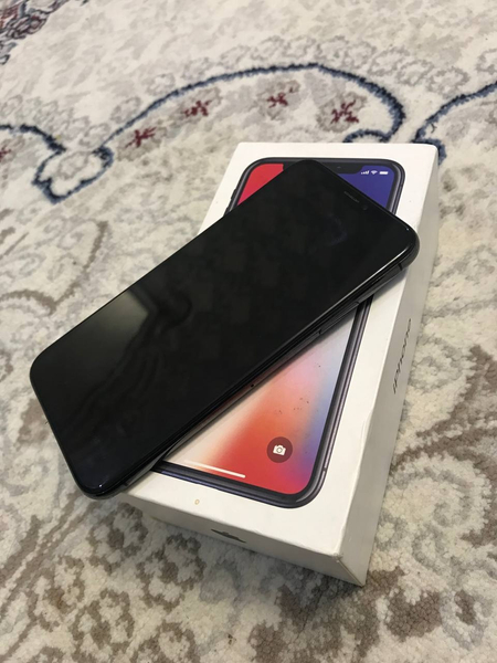 Iphone x 64 gb .