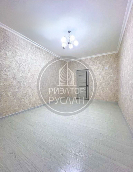 3/4/5 Буюк Ипак Йули 65м2 Максим Горкьий Художник