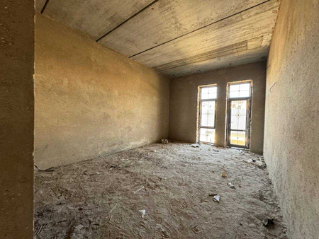 3.3 sotiqli qurilishi tugallanmagan hovli sotiladi
