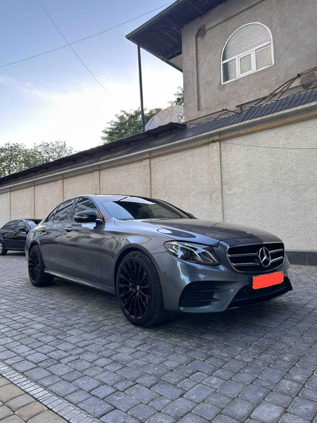 Продается Mercedes Benz E 213