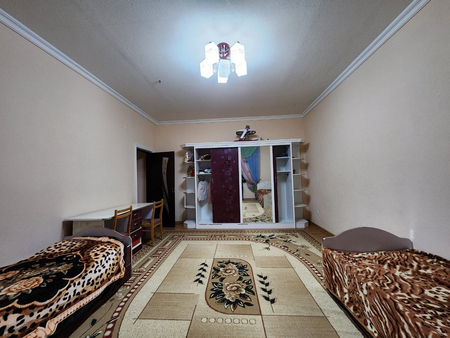 3 хонали квартира сотилади 5- орбита
