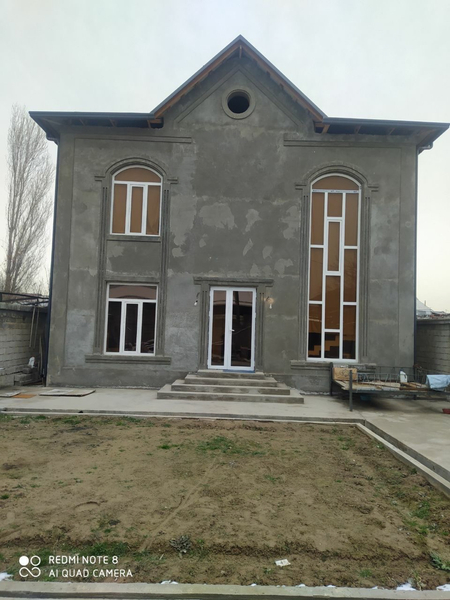 Toshkent  tumani qir ariq mahallasida 3.2 sotihli hovlimiz sotuvda