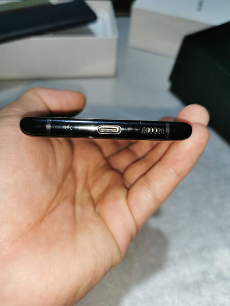 Срочно Samsung S20+ 8/128 GB Вьетнам