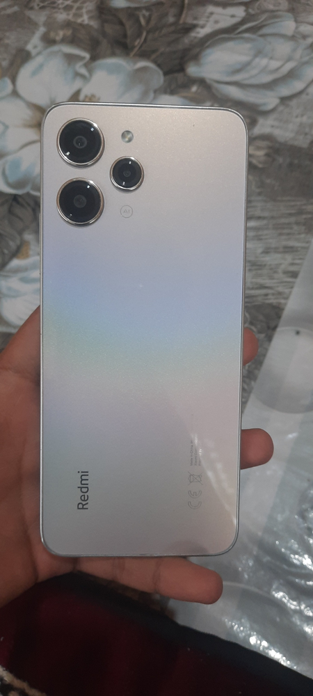 Redmi 12 8/256talik koropka dakumentlari bor. 100%garantiya  obmen bor