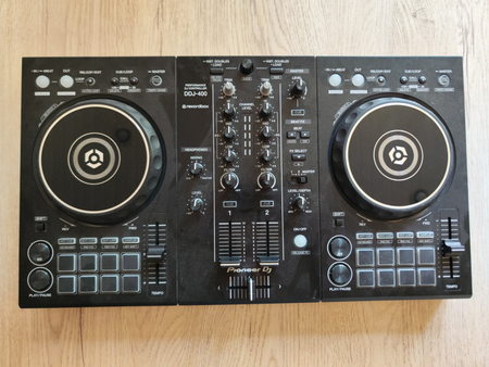 Pioneer DDJ-400 б/у