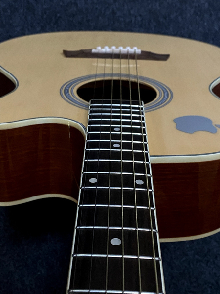 Acustik gitara
Olinganiga 2 hafta boldi pul kerakligi uchun