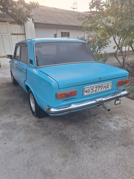 Ваз 21011 сотилади