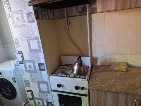 uy sotilvoti chilonzor 8kv parus 1 xona 2 etaj 43000$