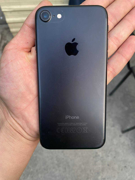 iphone7 xotirasi 32