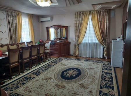 ПРОДАЕТСЯ  3/3/4
на Ц-13, Лабзак
ор-р: Корзинка супермаркет 
(Шайханта