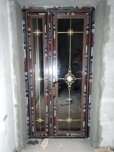 Пвх ва алюминь эшик ромлар ясаймиз.