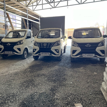 Ғишт шлакабилок цемент кум сотамиз  етказиб бериш ғизмати бор