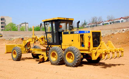 Автогрейдер Caterpillar - SEM 919