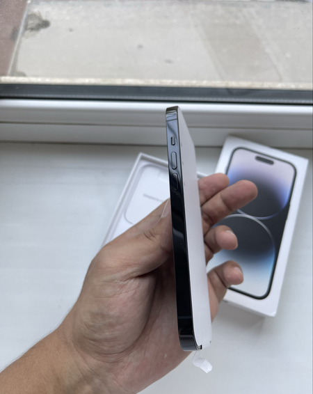 14 Pro 256GB Space Gray LLA