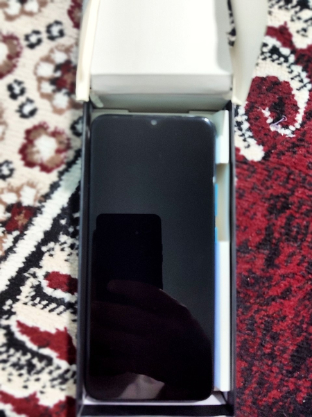 Telefon: Infinix hot 11 play 
Xotirasi: 4/64gb
Battery : 6000mAh
Holat