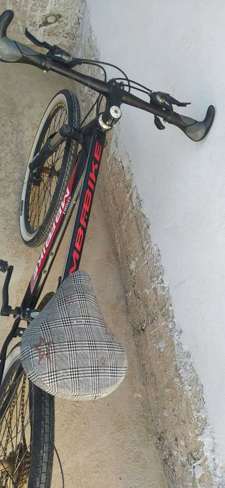 Velosipedlar sotiladi arzon narxlarda.