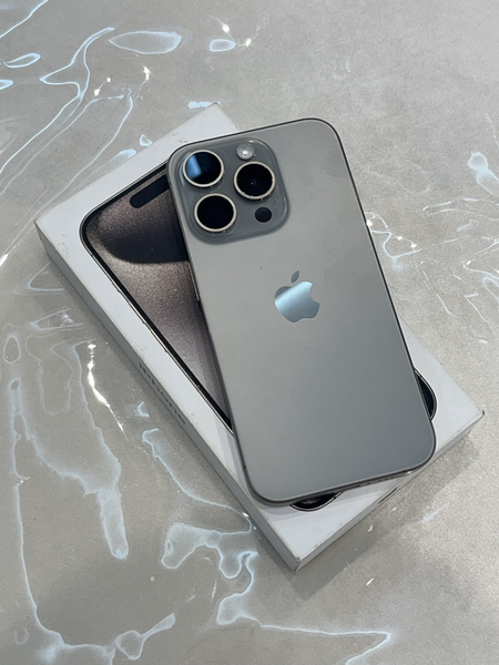Iphone 15 pro 128gb
