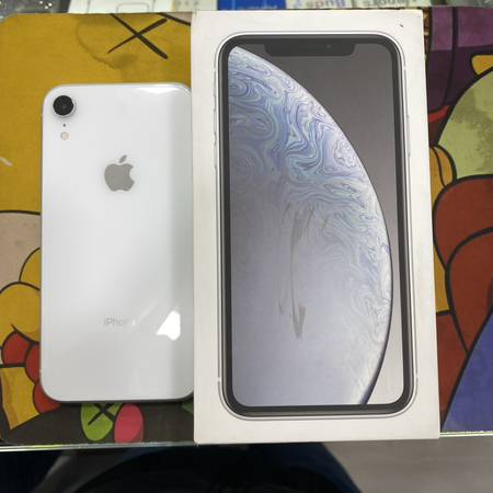 Iphone xr 128gb ideal