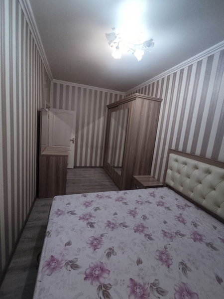 Продам чиланзар 5. Двух комнатная. Балкон 1,5*3