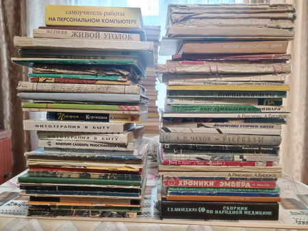 Продам книги. Оптом и в розницу.
