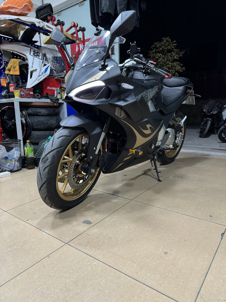 Продаётся Ducati Bikeland 400 кубовый