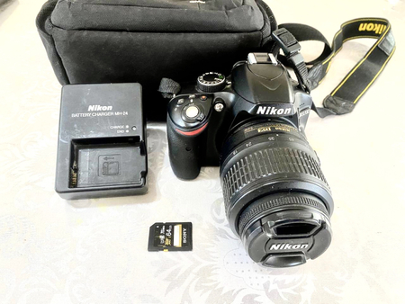 Nikon D3200,64Gb SD Card