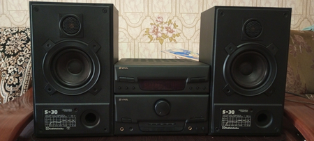Продам колонки S30 с усилителем Inkel