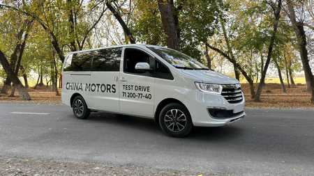 JAC M3 Plus oq va qora ranglari nalichida