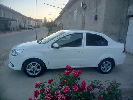 Shevralet nexia 3