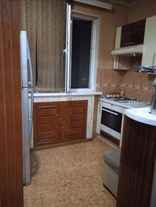 Своя 2х ком на 1этаже Сергели7( от маш базара 200 м)