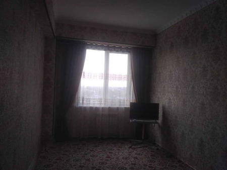 Kvartira sotiladi 3 xonali