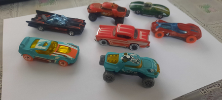 Машинки Hot Wheels