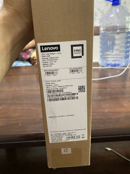 Notbook yangi sotiladi srochni 300$