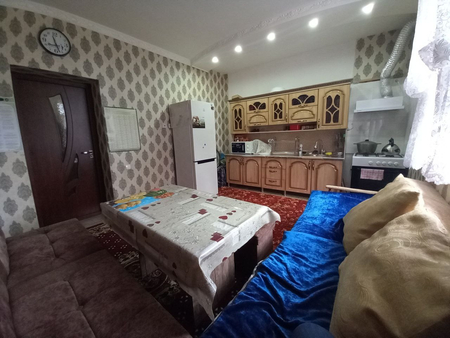 4.7 sotix Hovli sotiladi Fayziobod oq uy tomon