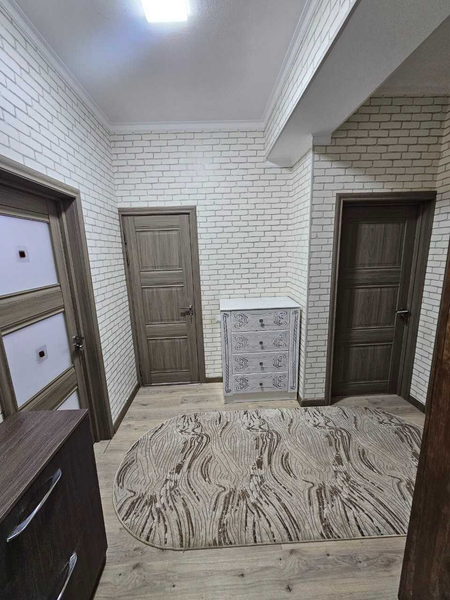 2 xonali 70m² 5-qavat uy sotiladi