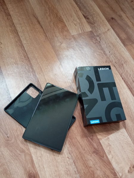 Lenovo legion i prosser snepdragon  8+gen 1. 12/256gb