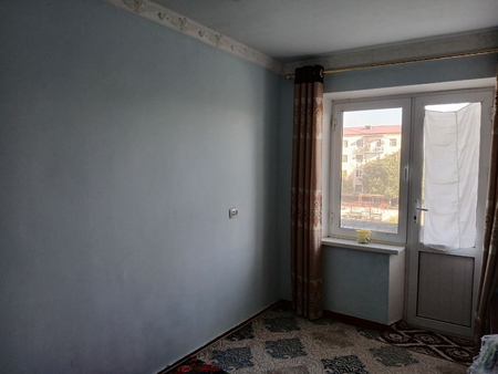 UY SOTILADI 4 xonali. hamma malumot telefonda .