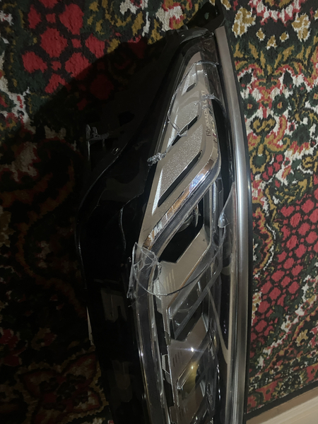 Byd song + pashajir taraf fara qapqogʻini ozi singan ichlari butun