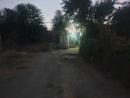 Sirdaryo shaharda uy sotiladi srochna