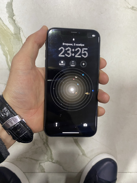 Iphone 11 64gb sotiladi