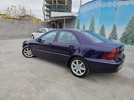 Bahtli oylalarga Mersedes Benz w203 c200