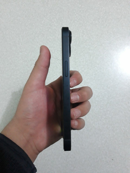 iPhon 14 128gb емкость96