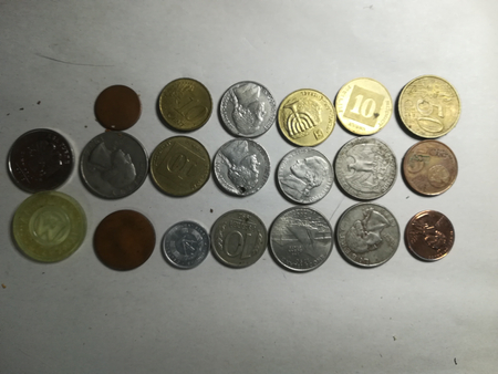 Продам разные монеты, купюры