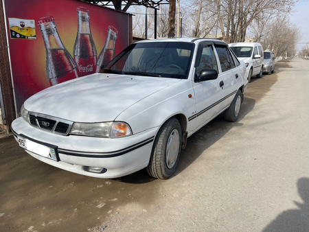Nexia 1 сотилади