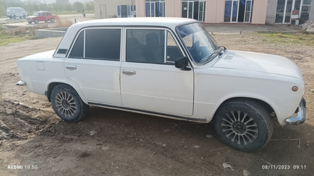 Mashina xolati yaxshi benzin va gazda yuradi