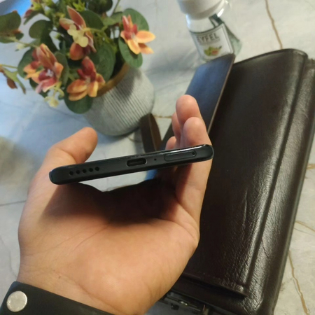 Mabilni telefon Honor50