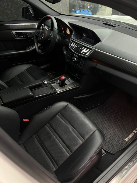 Mercedes Benz E63 AMG