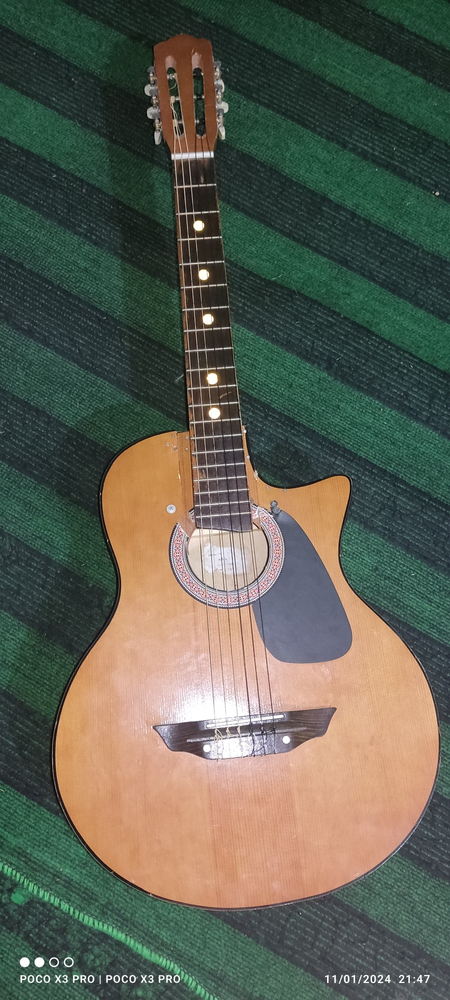 Gitara klassik 39