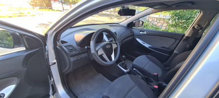 Продаётся Hyundai Accent 2012г, бензин + метан