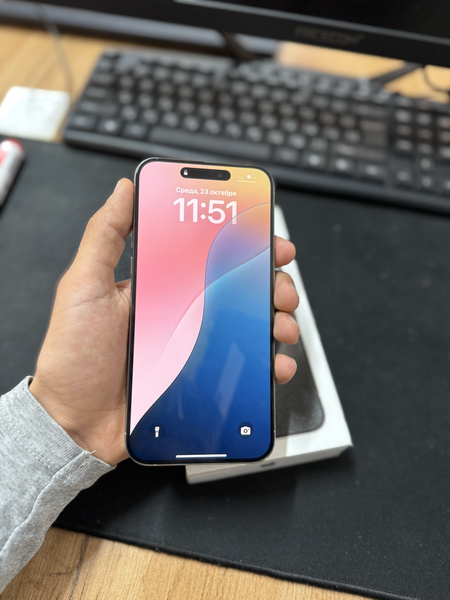 iPhone 15 Pro max 256 GB Natural Titanium